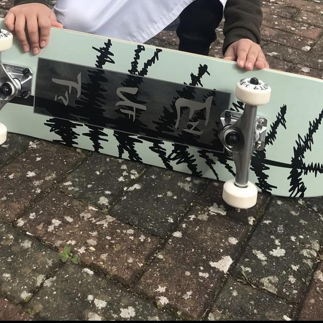 Skateboard enuf Brand new Only used once Can... - Depop