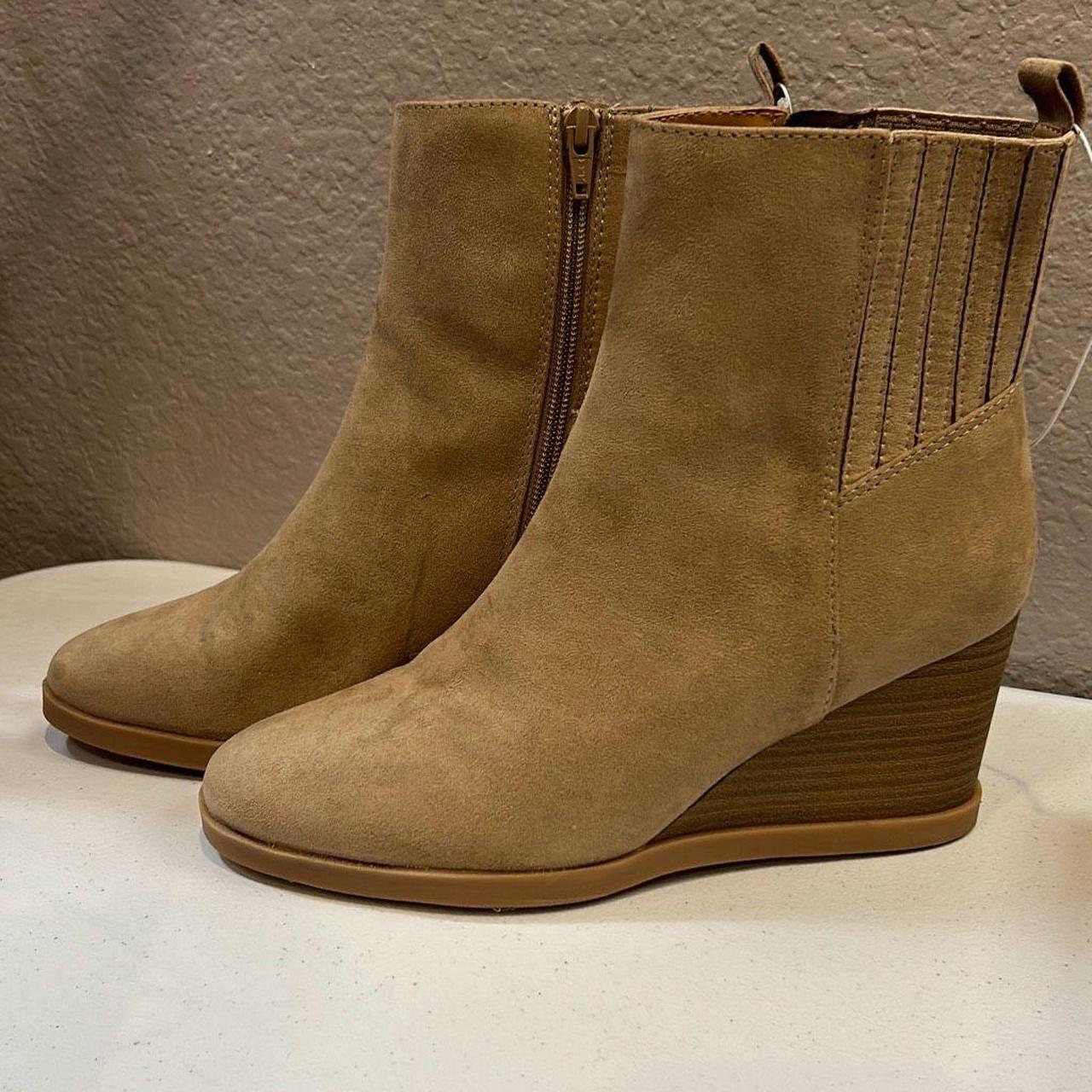 Universal thread wedge boots • condition: new with... - Depop