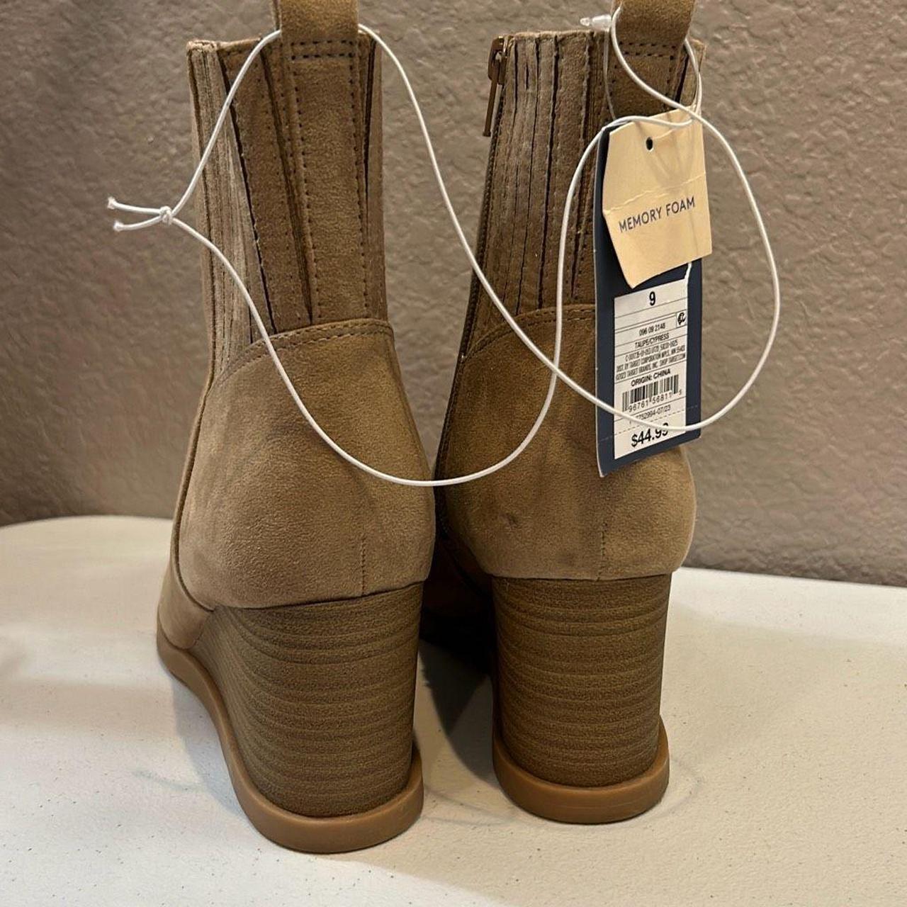 Universal thread wedge boots • condition: new with... - Depop