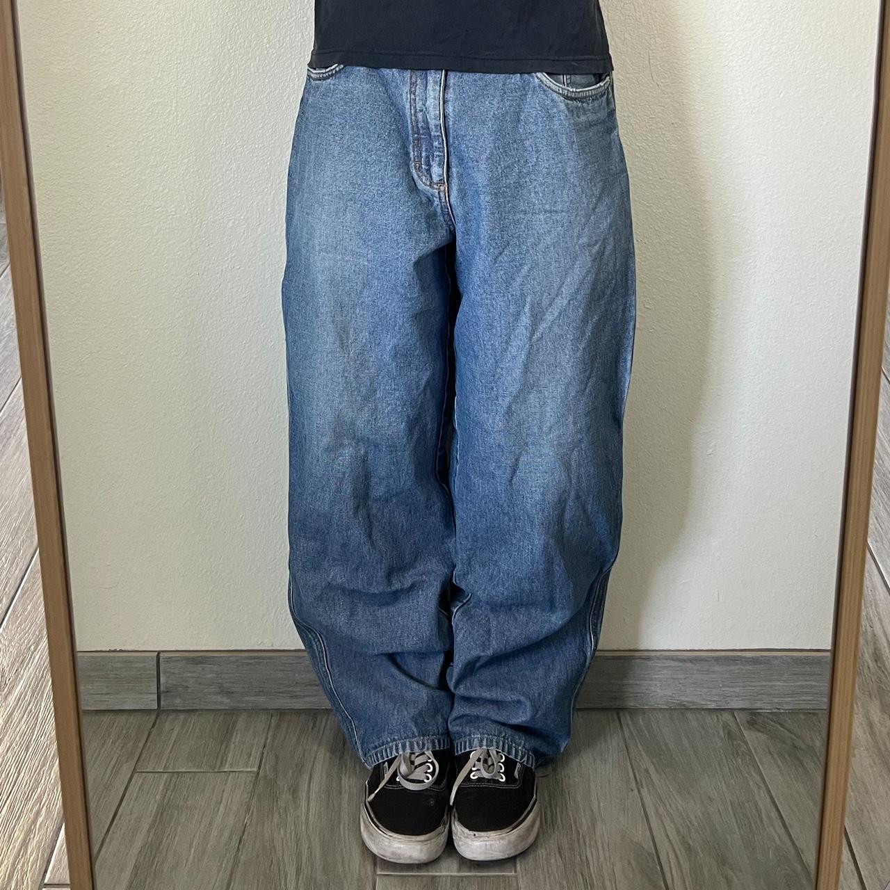 Vintage Y2K/2000s Skate Style Planet Earth Brand... - Depop