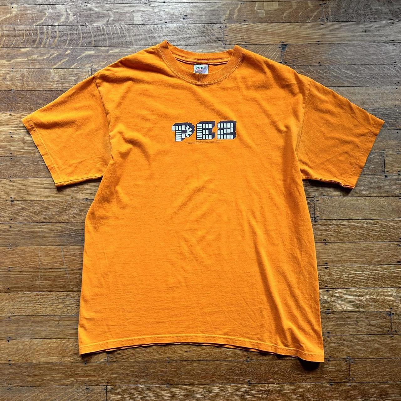 Vintage PEZ graphic tee sz L - Depop