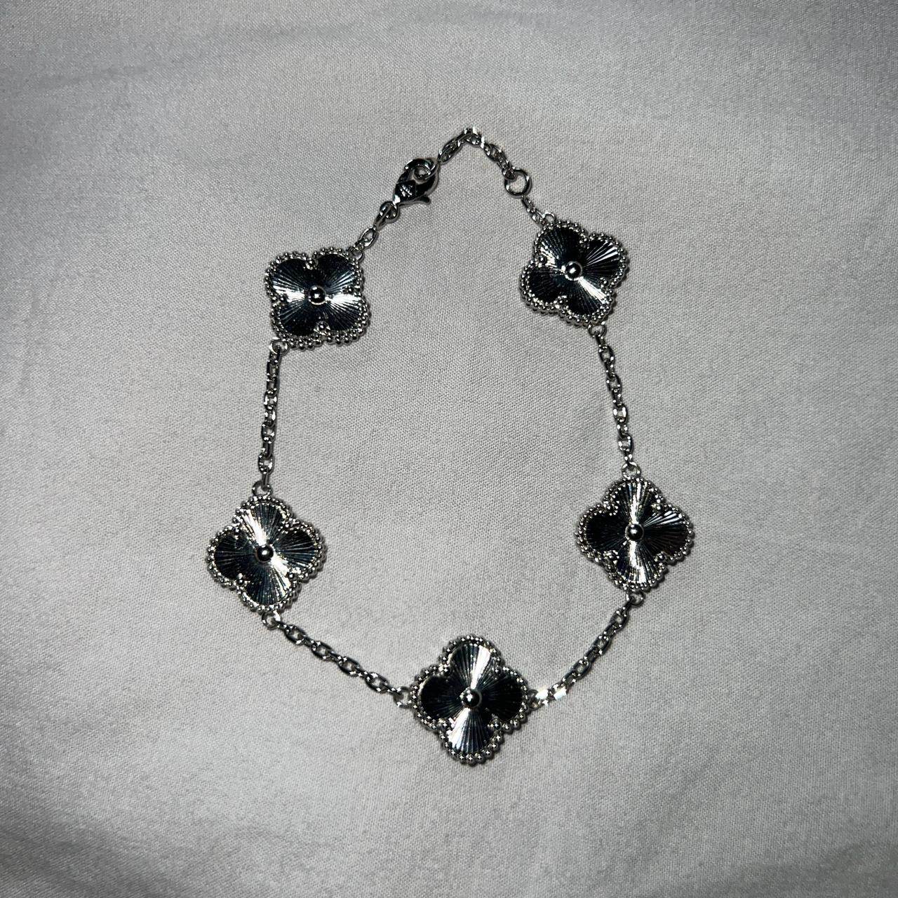Van Cleef Classic fashion designer bracelet 4 leaf... - Depop