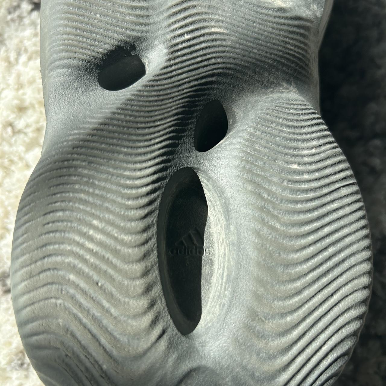 all black foam runner - Depop