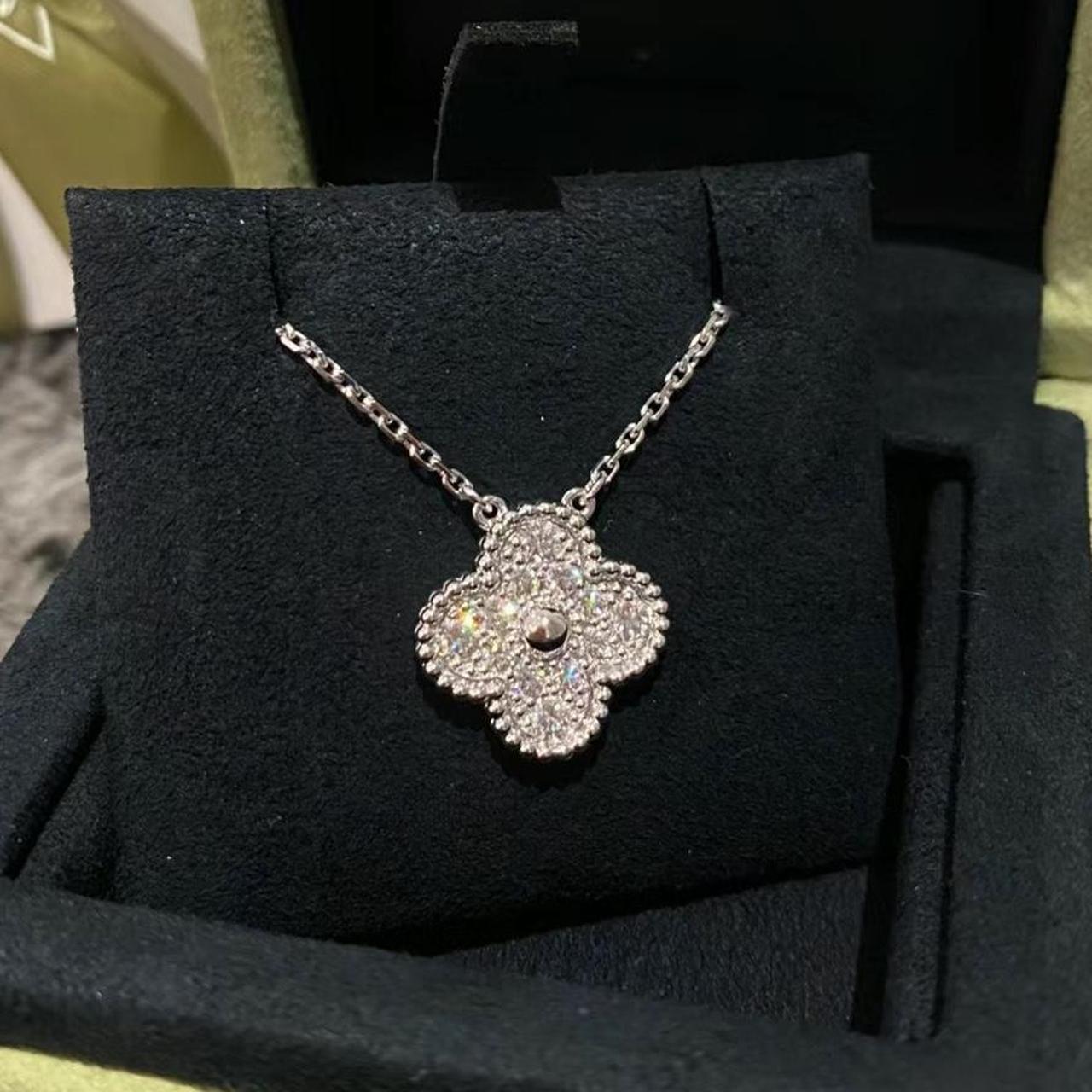 VCA STYLE White Gold with diamond style medium size... - Depop