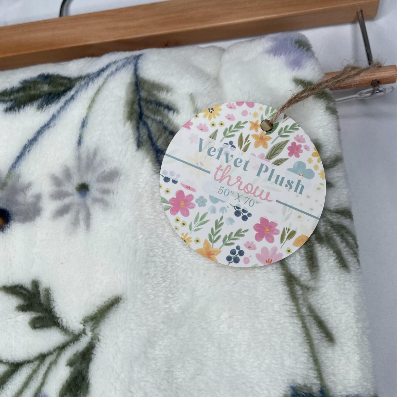 Blanket - Floral Print Plush Throw Blanket 50x70 - Depop