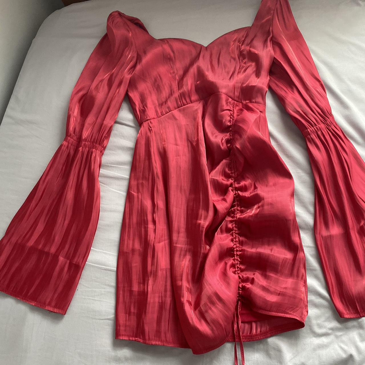 pink/red long sleeved missguided dress - Depop