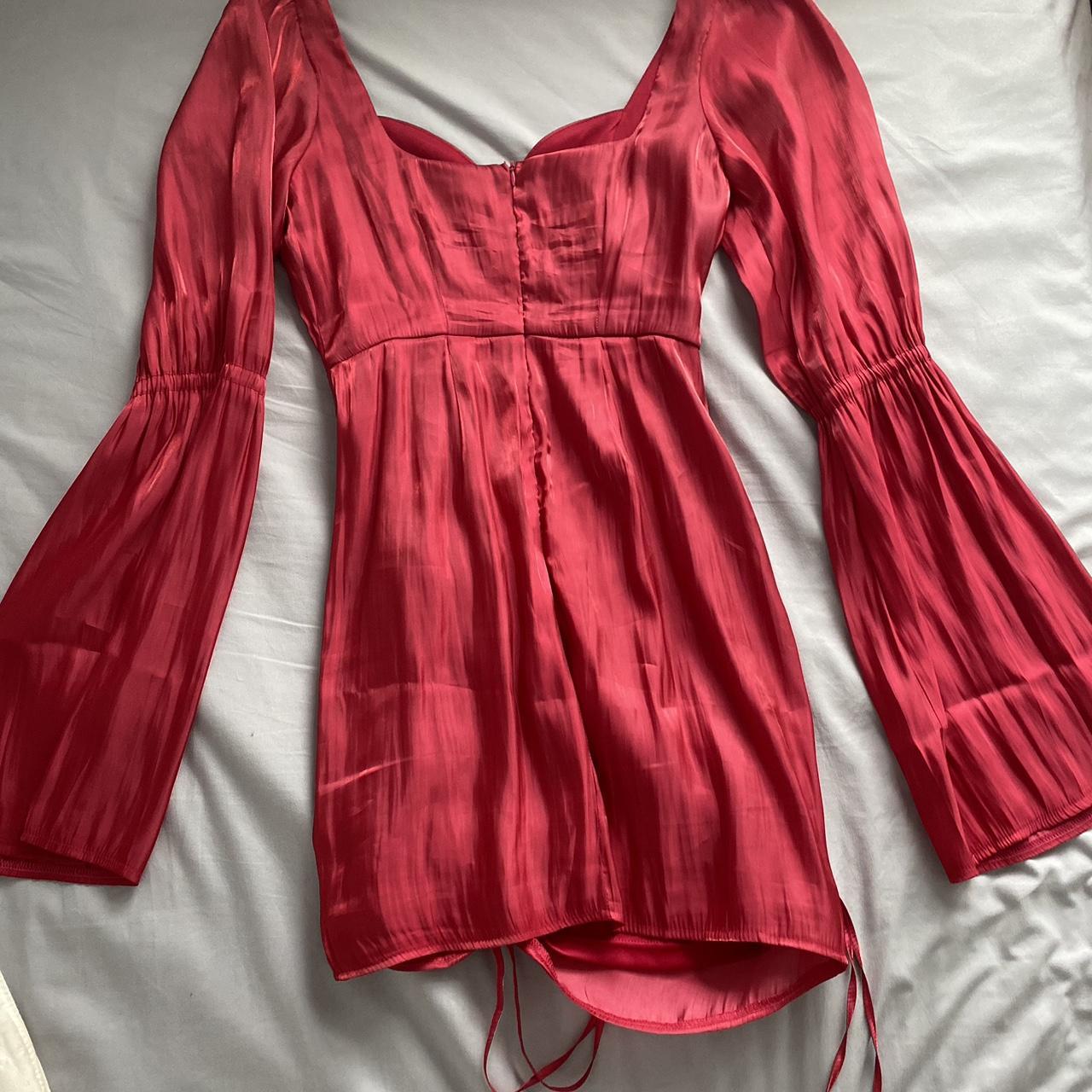 pink/red long sleeved missguided dress - Depop