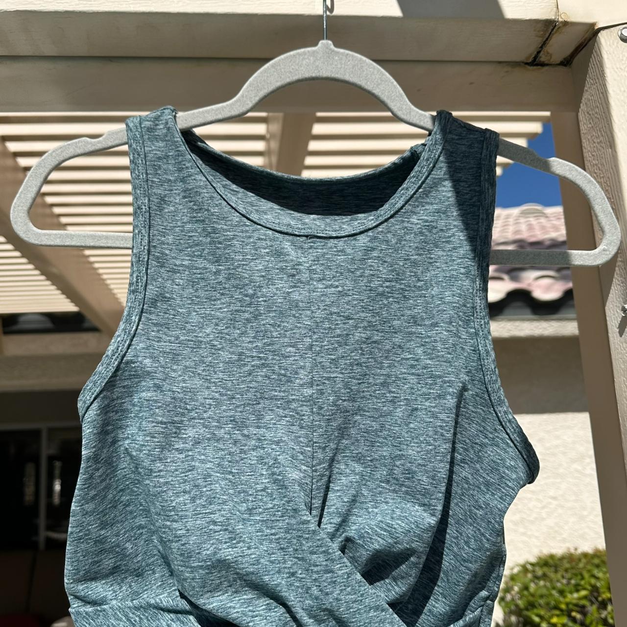 Cross front tank top perfect for lifting. - Depop