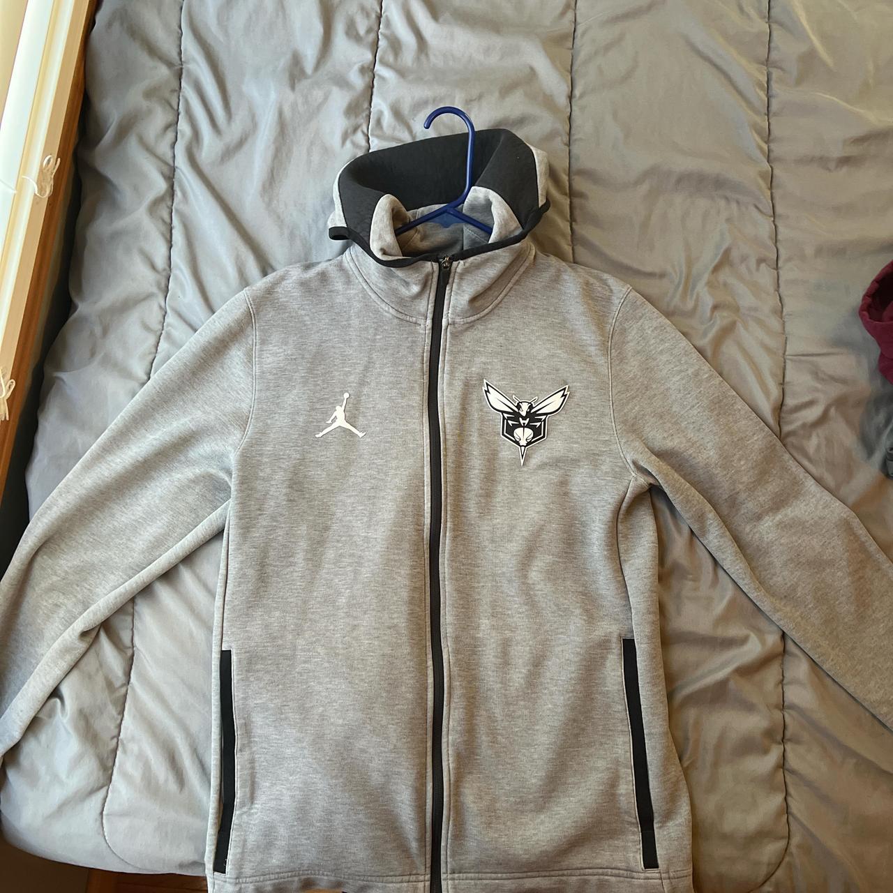 Men’s Medium Hornets Jordan Tech Fleece - Depop