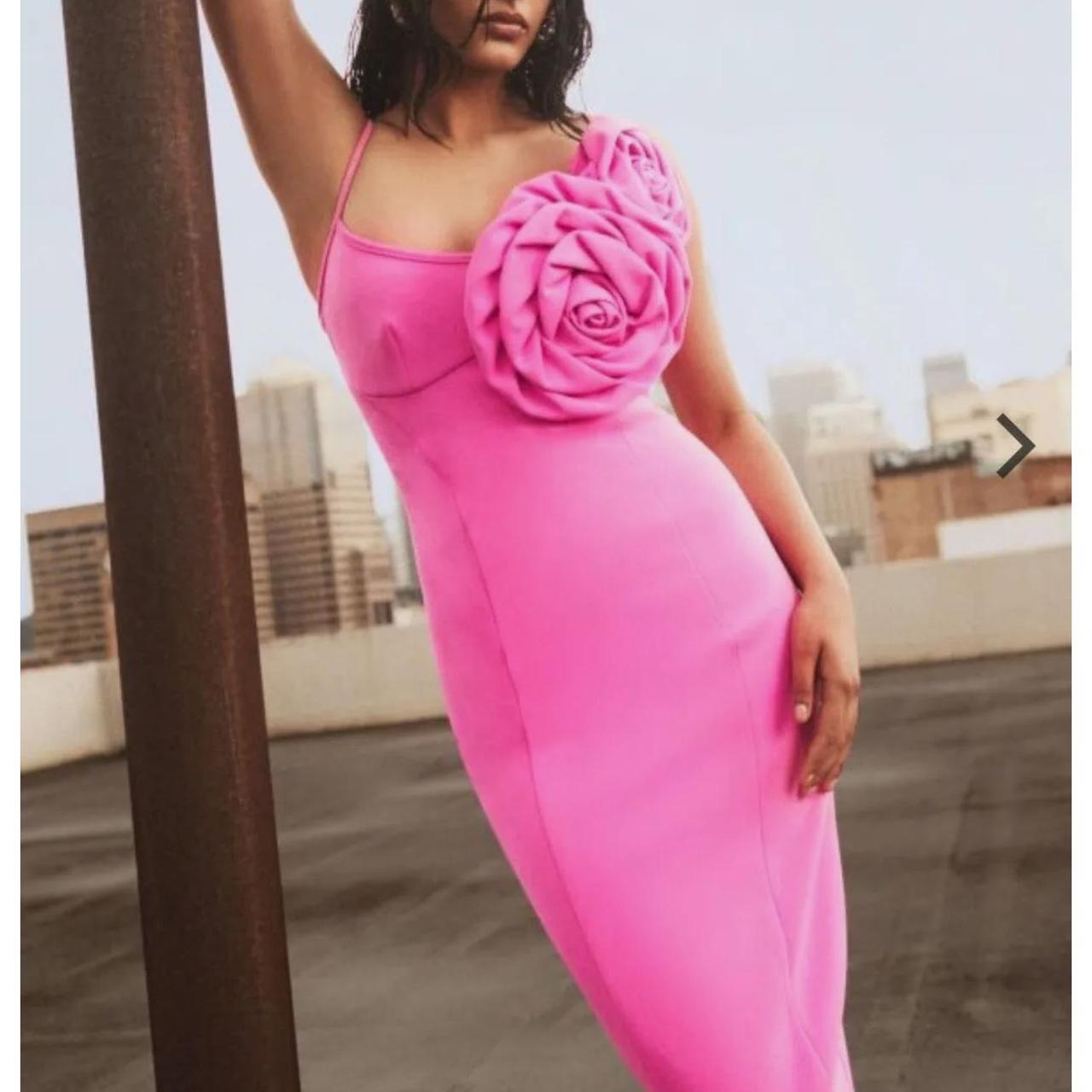 Pink Sheike dress in size 8 with gorgeous flowers. ... - Depop