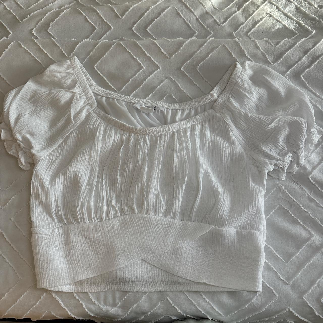 Small white top, worn only a few times - Depop