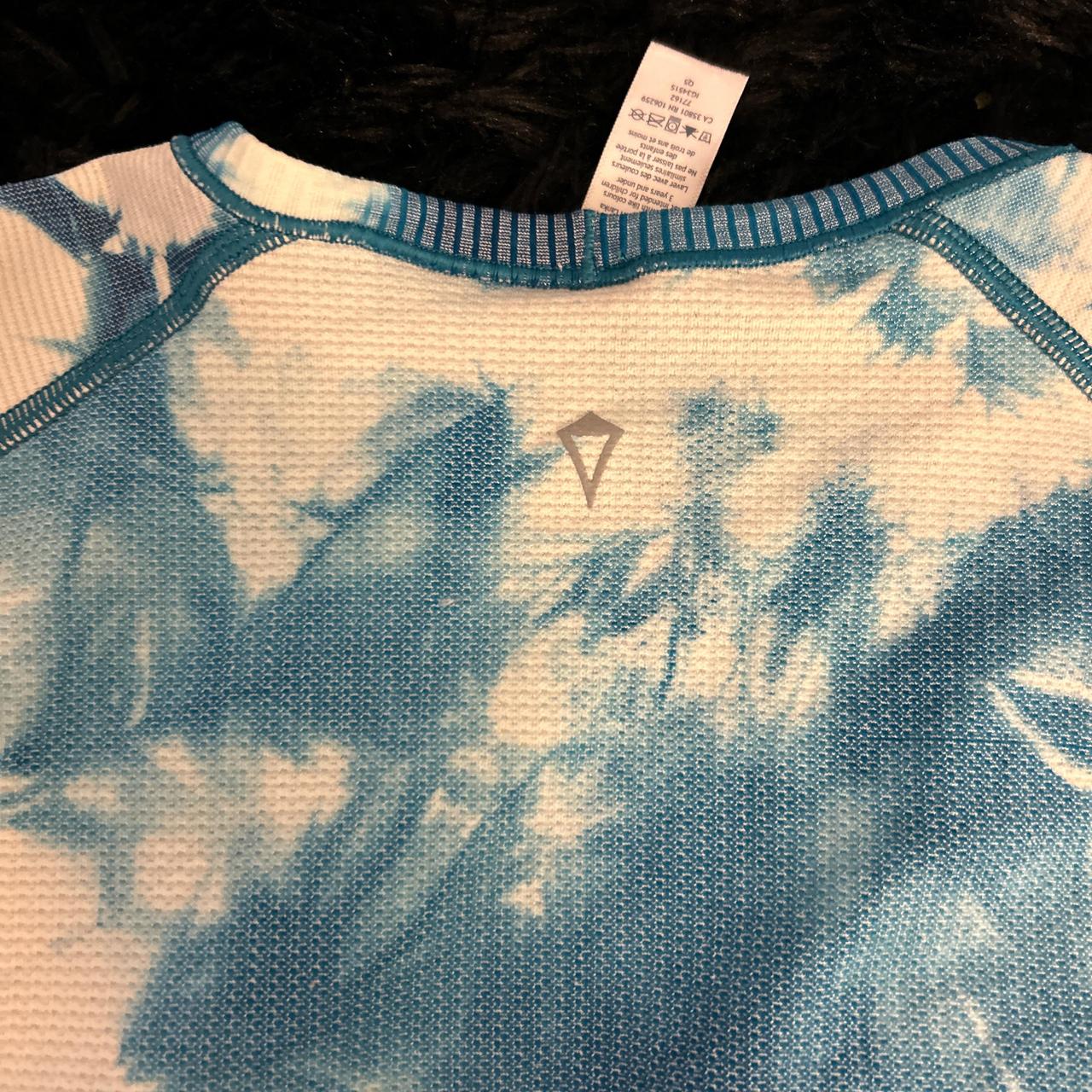 Ivivva kids blue and white tie dye short sleeve shirt - Depop