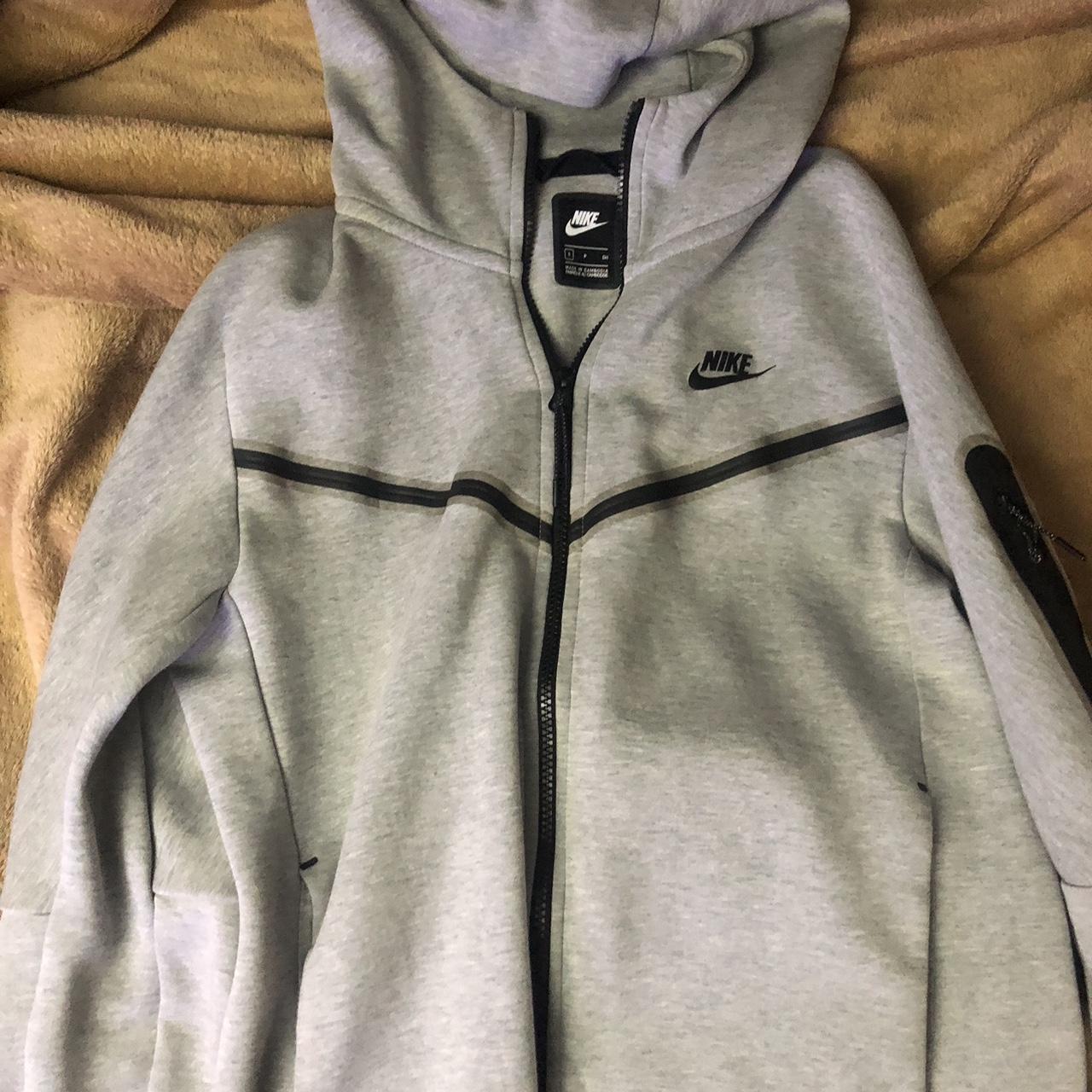 Grey Nike tech fleece hoodie - Depop