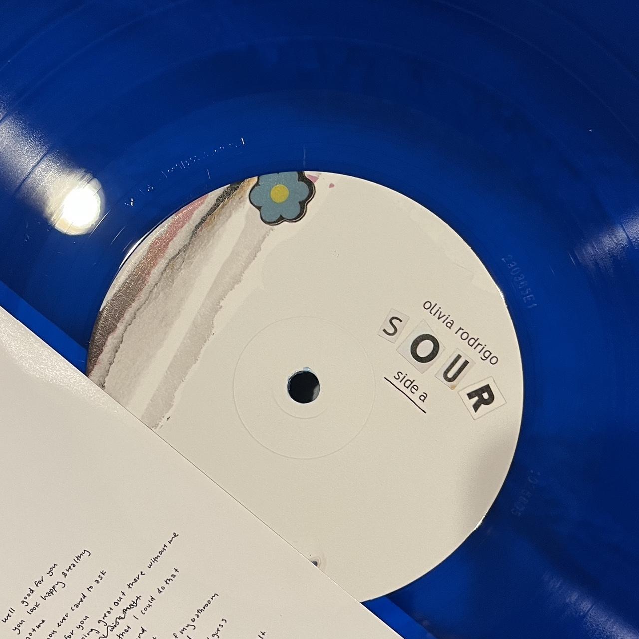 olivia rodrigo SOUR vinyl - Depop
