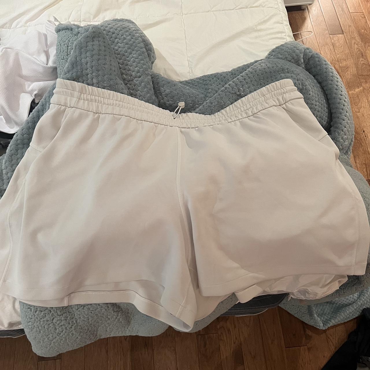 Lululemon soft stream shorts - Depop