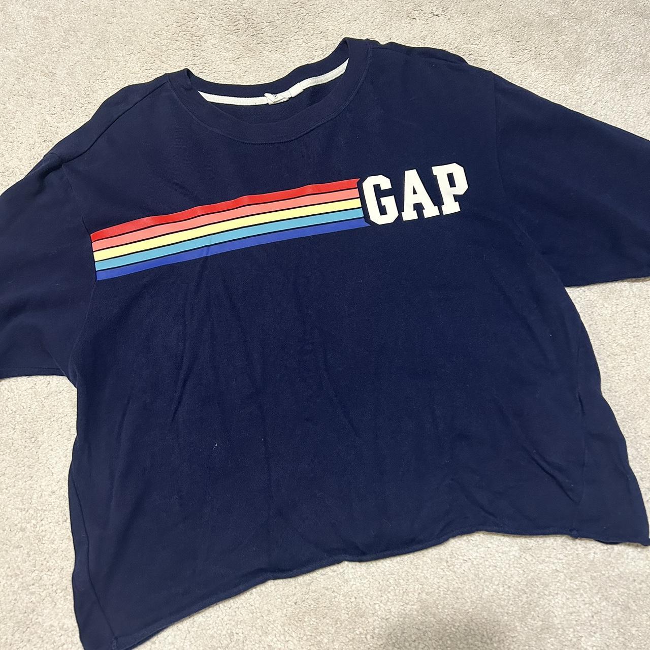 Ladies GAP sweatshirt Worn once. - Depop