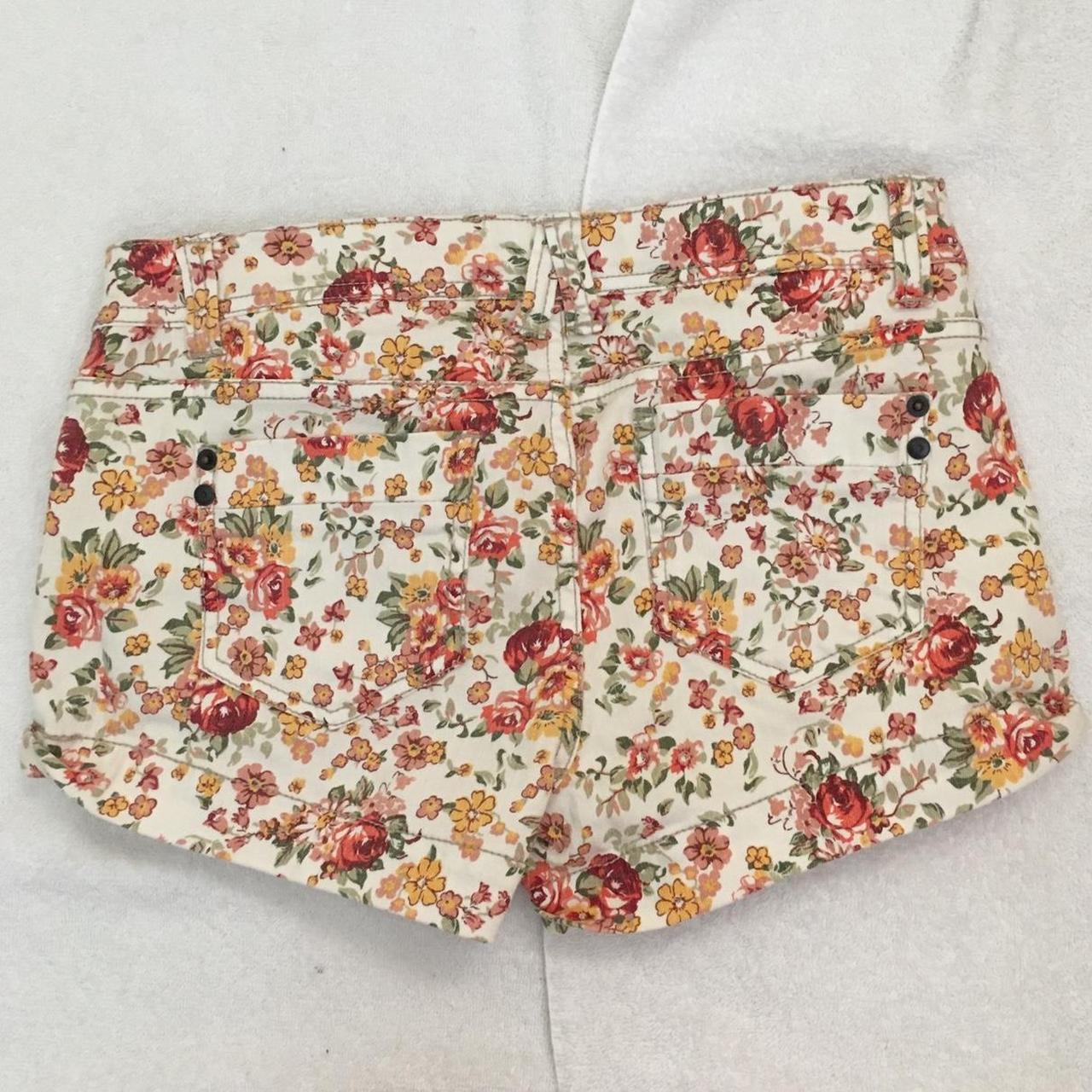 Cottagecore autumnal floral shorts Mossimo... - Depop