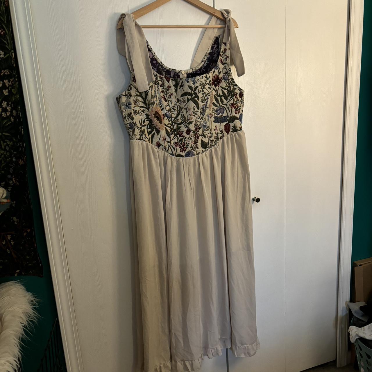 Cider 1x dress. Casual renaissance faire vibes with... - Depop