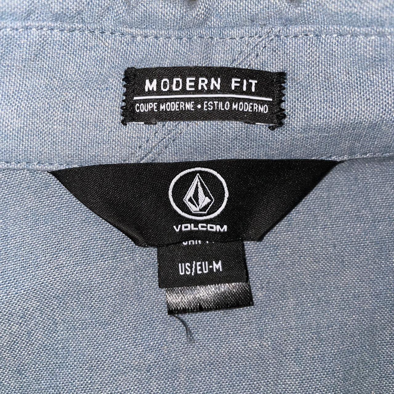 Medium Volcom long sleeve button up - Depop