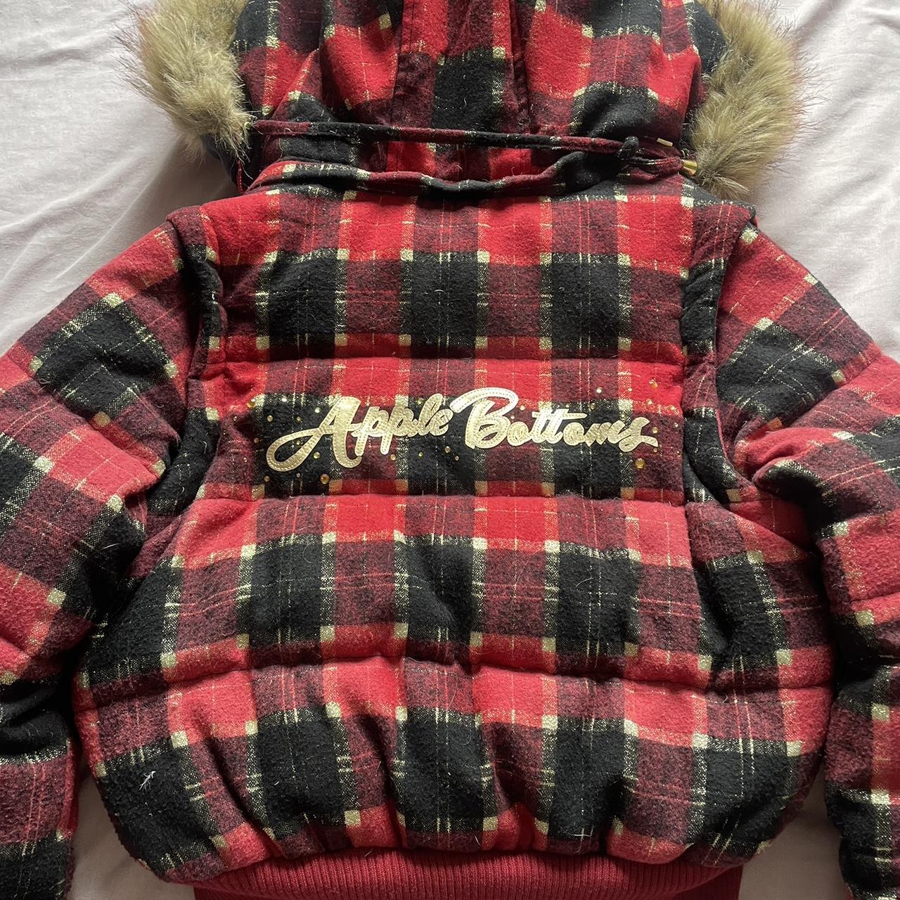 Y2k vintage apple bottom puffer One of my most... - Depop
