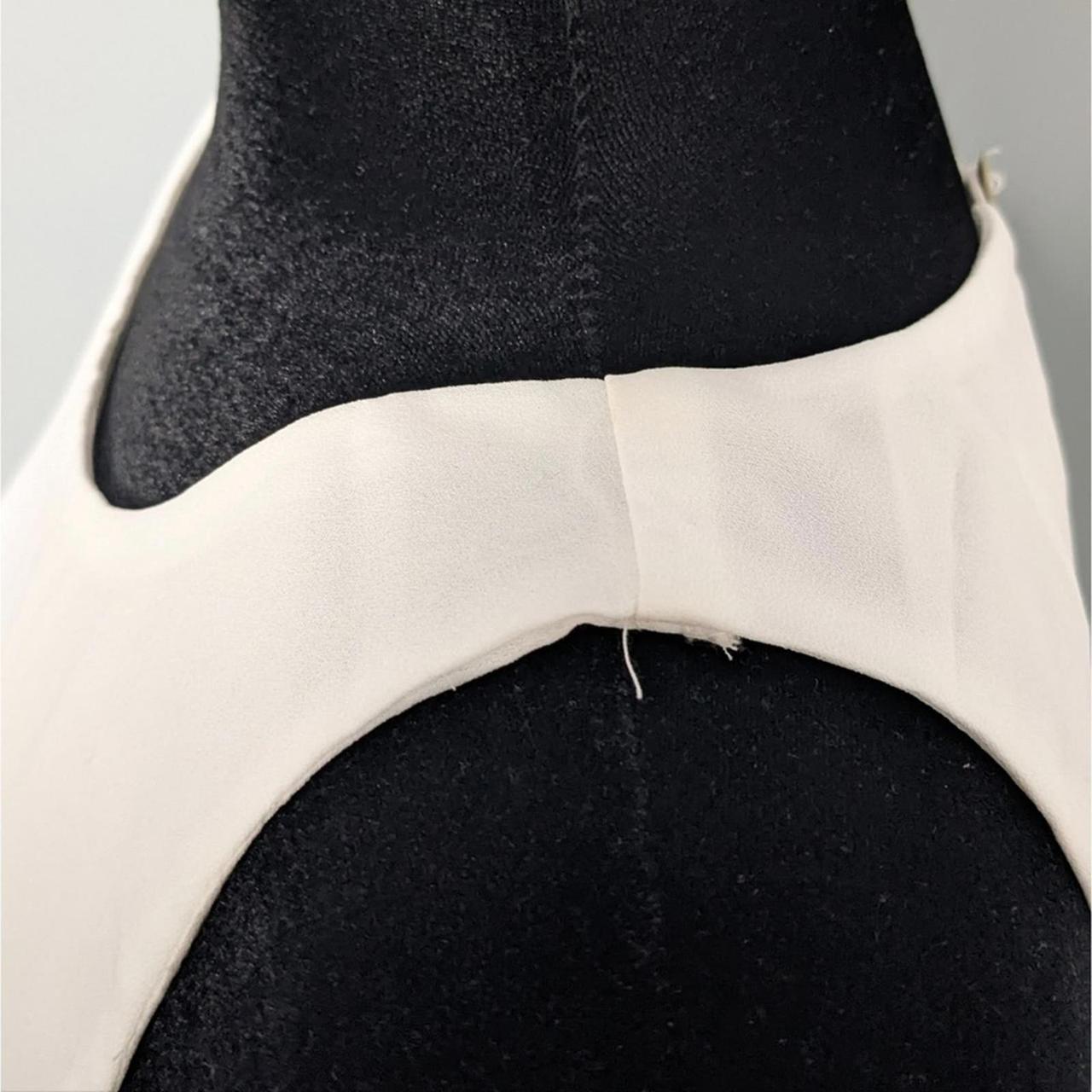 Show Me Your Mumu Solid White Ruffled Keyhole Crop... | Depop