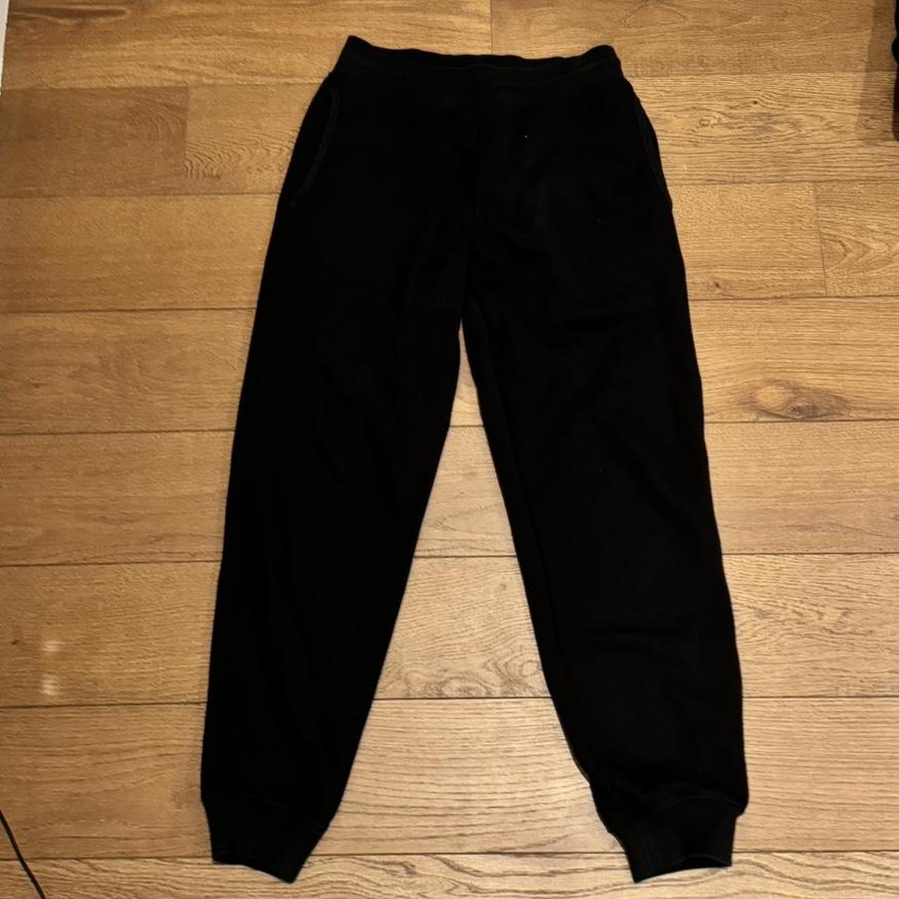 UNIQLO Heat Tech Joggers Size Small Great... - Depop