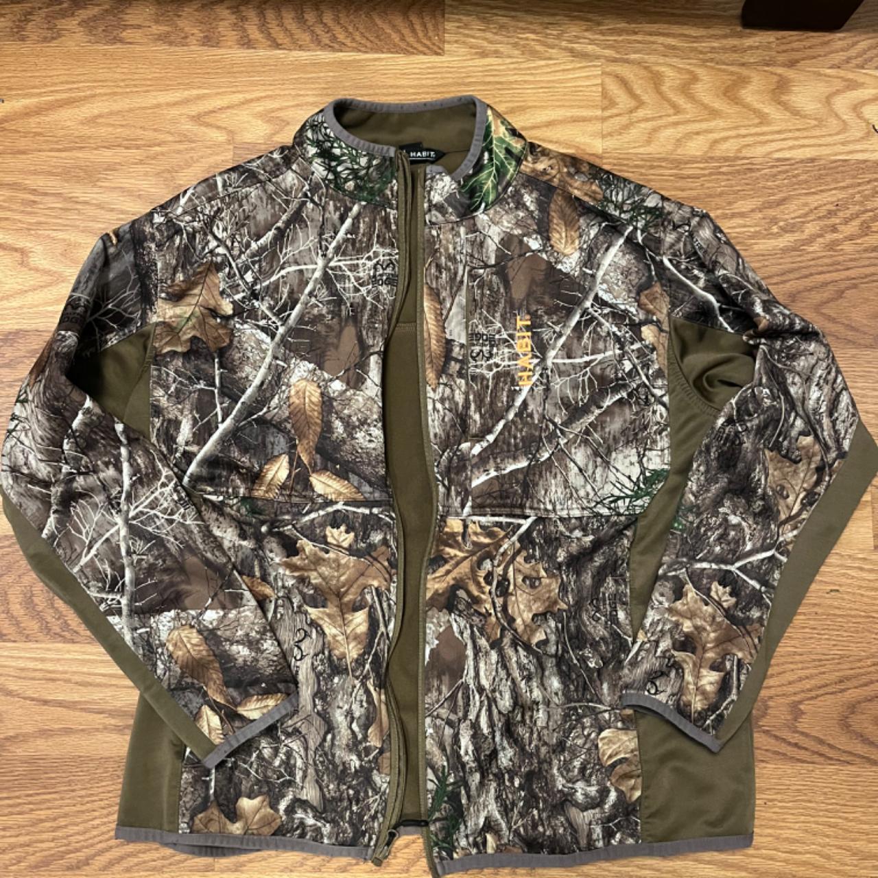 realtree zip up - Depop