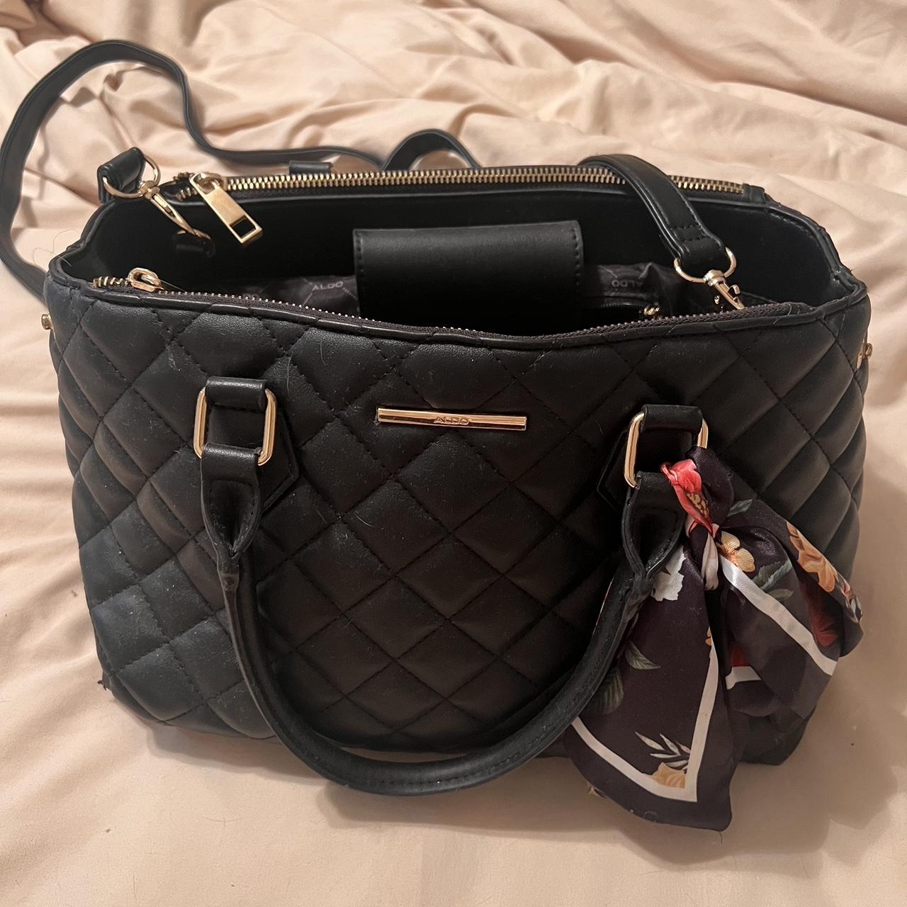 Aldo medium black purse - Depop