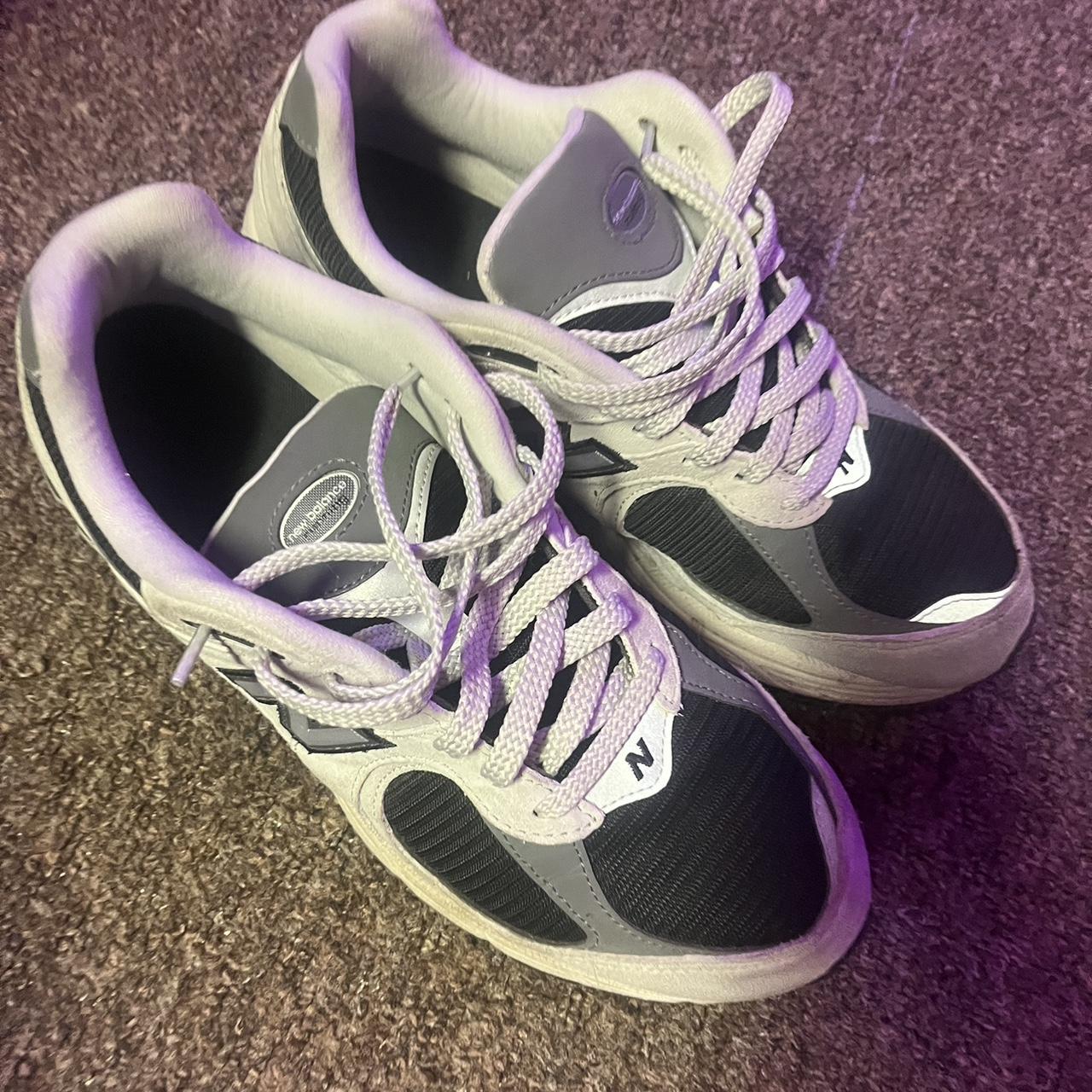 2002rs black n white nbs got for 150 have the box... - Depop