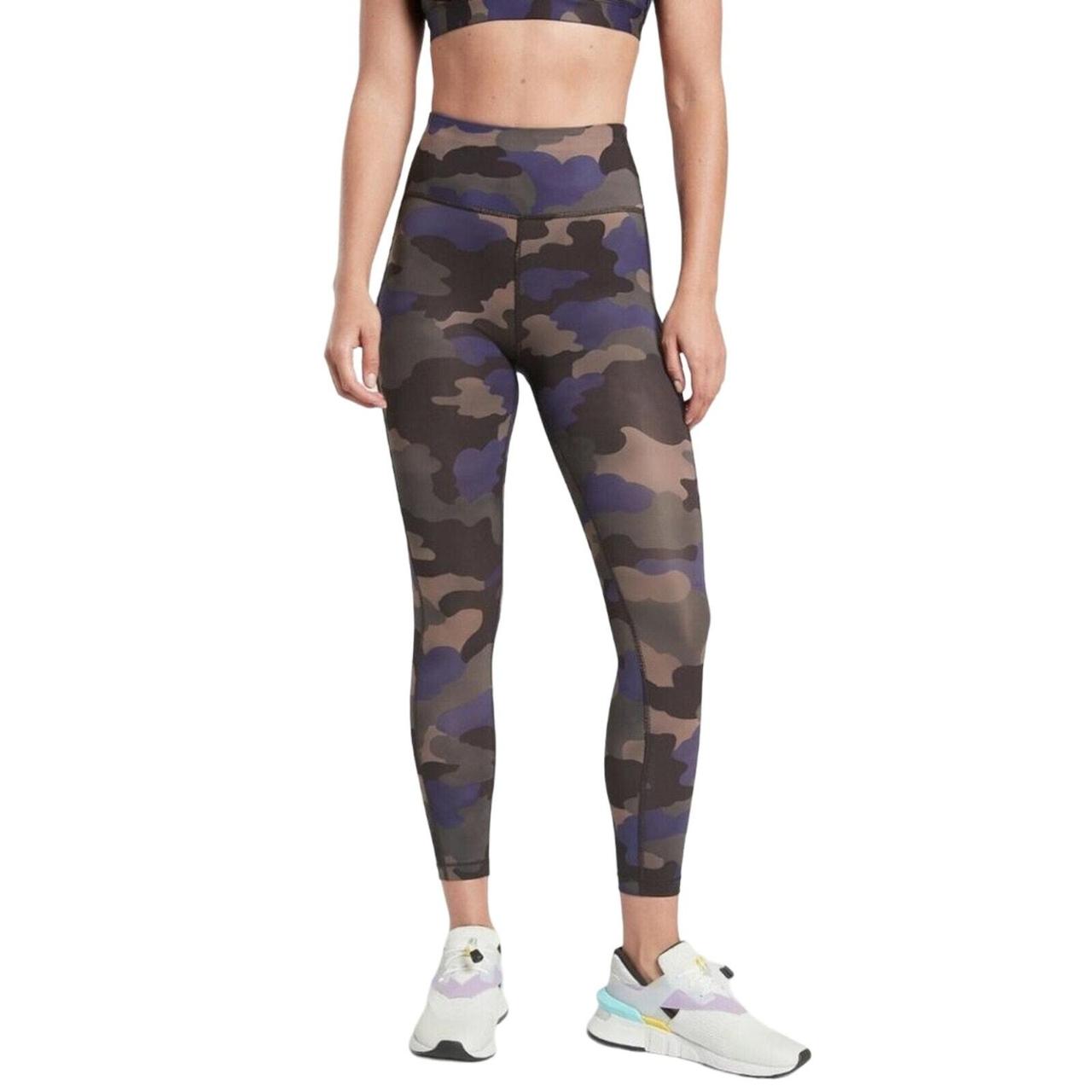 Athleta Ultimate Stash Pocket Printed 7/8 Tight,... - Depop