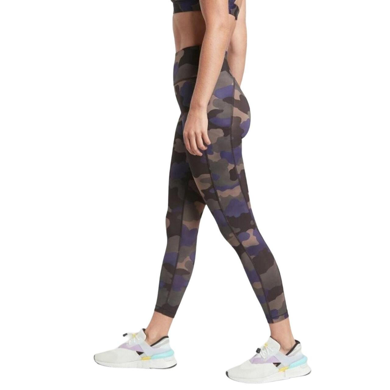 Athleta Ultimate Stash Pocket Printed 7/8 Tight,... - Depop