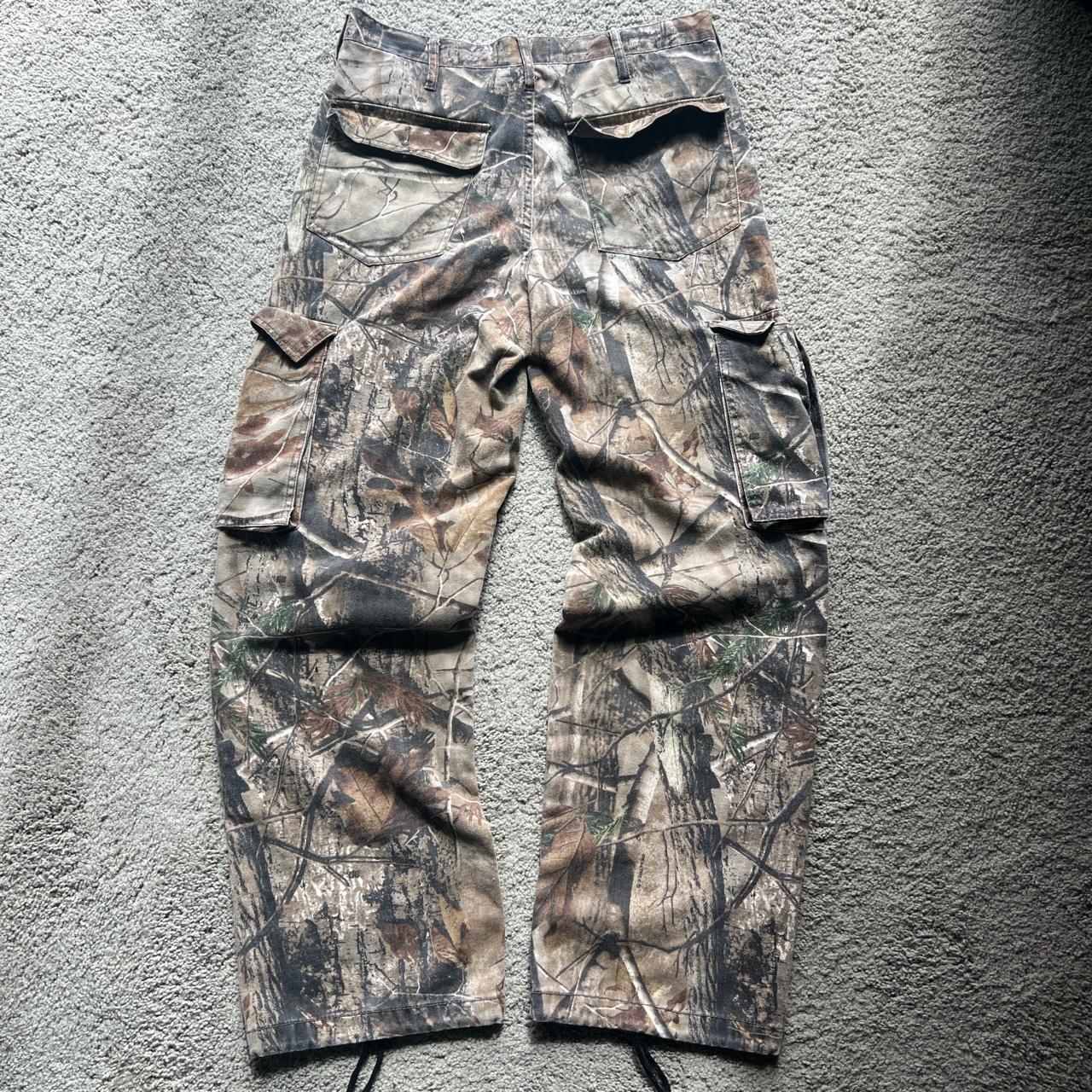 Vintage Realtree Camo cargos •Size 32x34 •amazing... - Depop