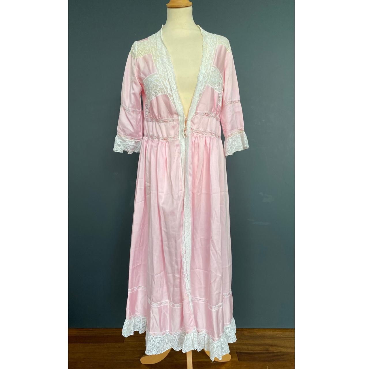 Women's Pink and White Robe | Depop