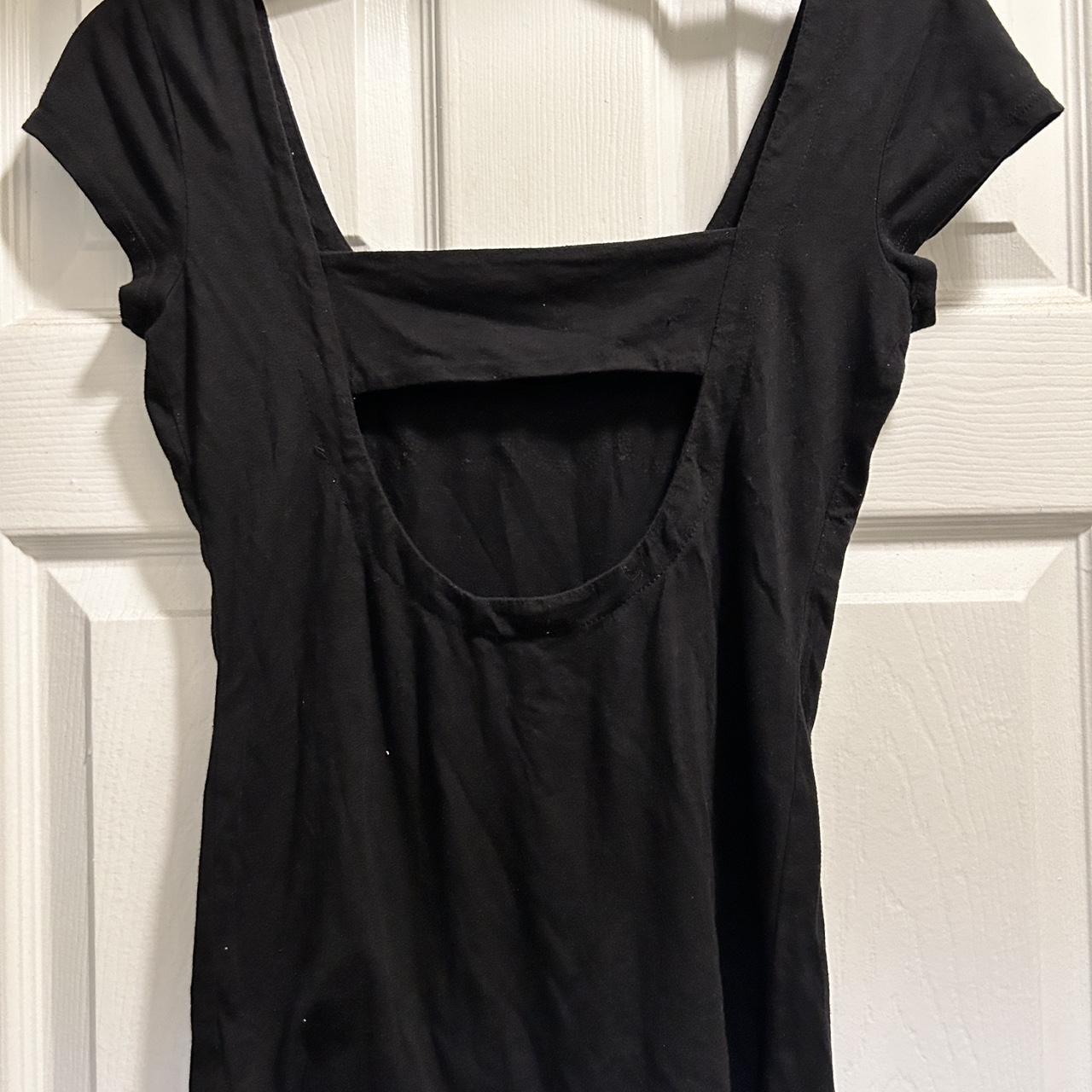 Bebe Tee #bebe #y2k #2000s #vintage #casual - Depop