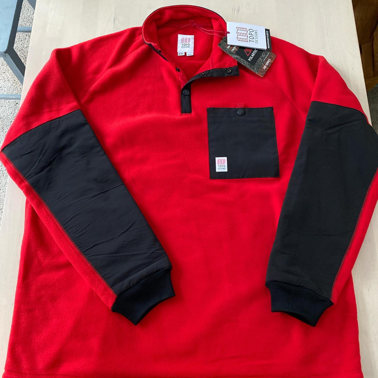 TOPO design mountain fleece Fits XL - Depop