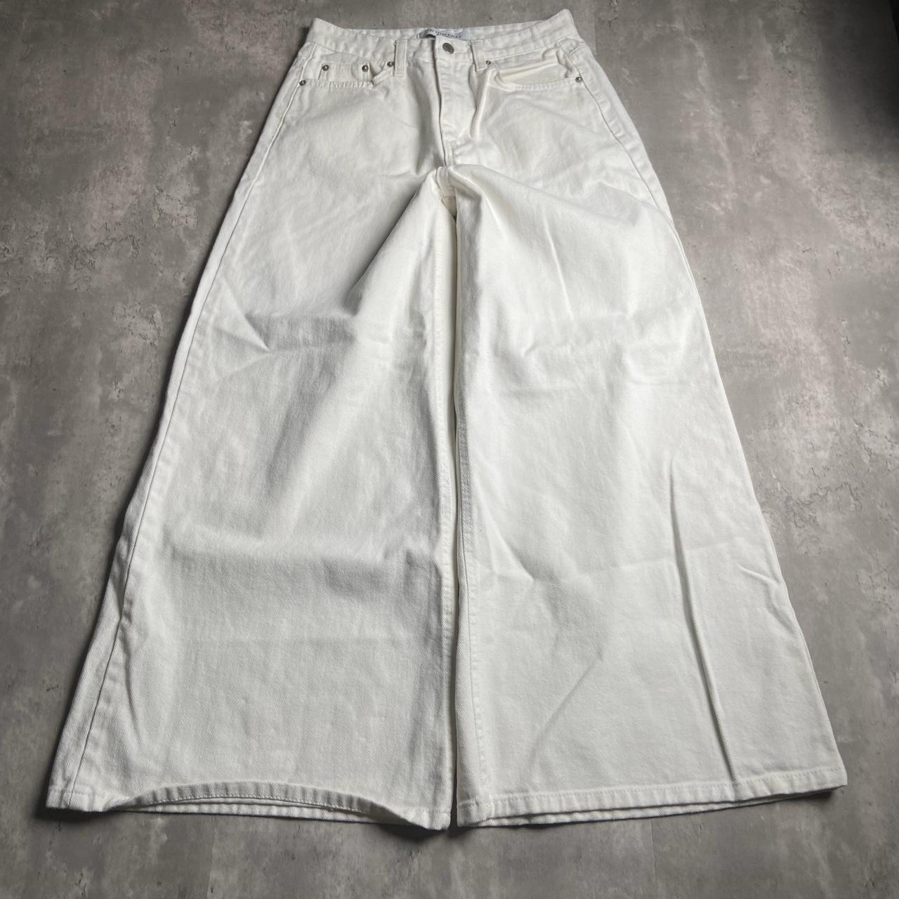 Vintage Vivacious Avandress white denim baggy jeans... | Depop