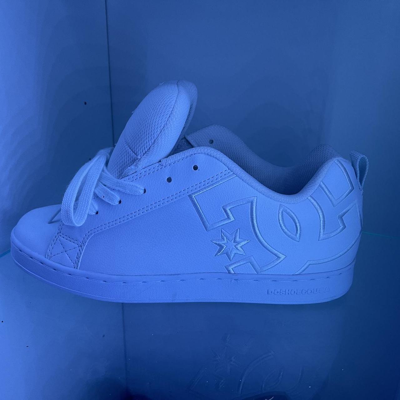 dc chunky shoe all white sz 11 Womens/sz 9... - Depop