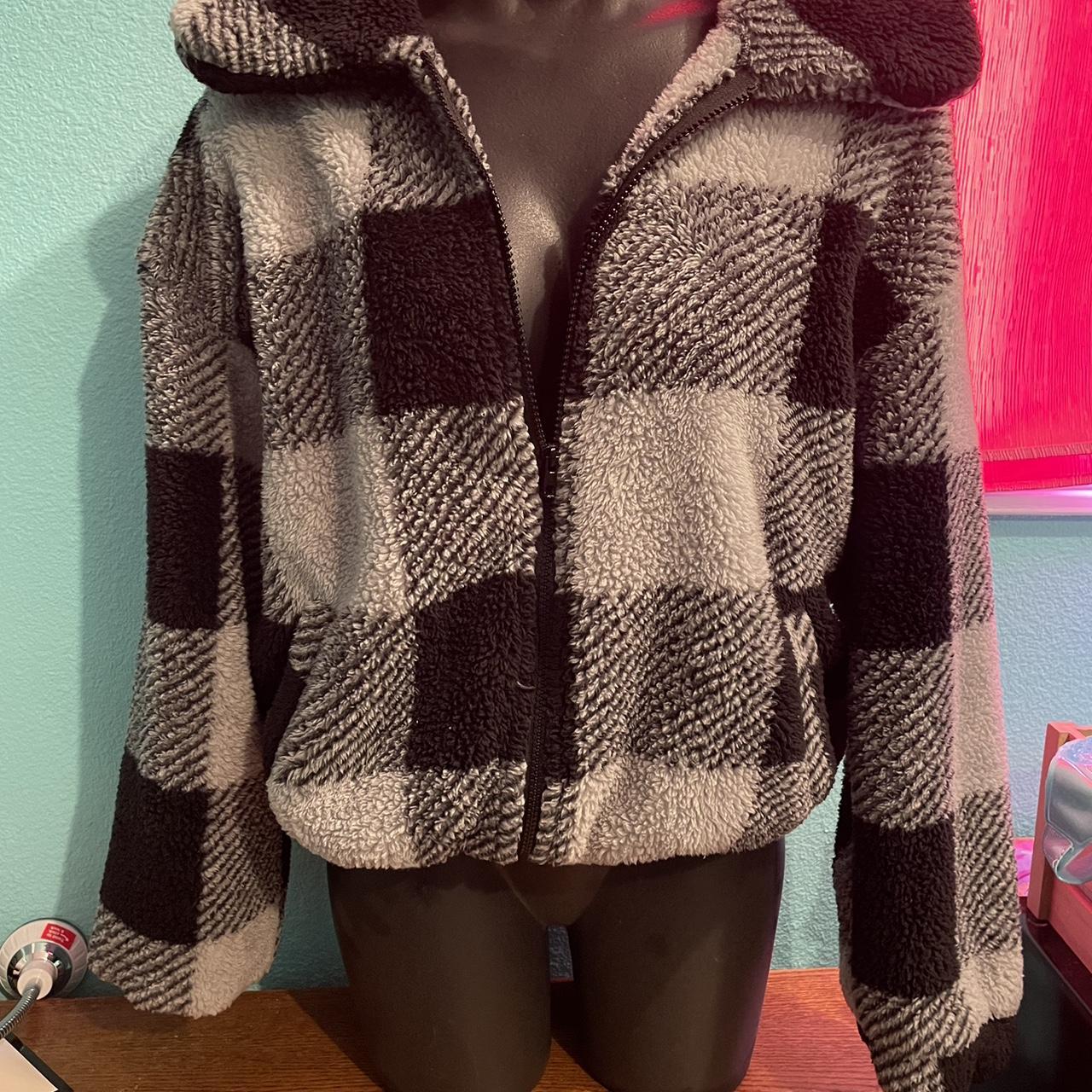 Woman’s jacket - Depop