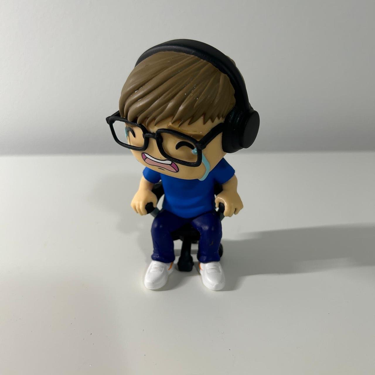 Youtooz CallMeCarson Crying Carson Vinyl Figure... - Depop