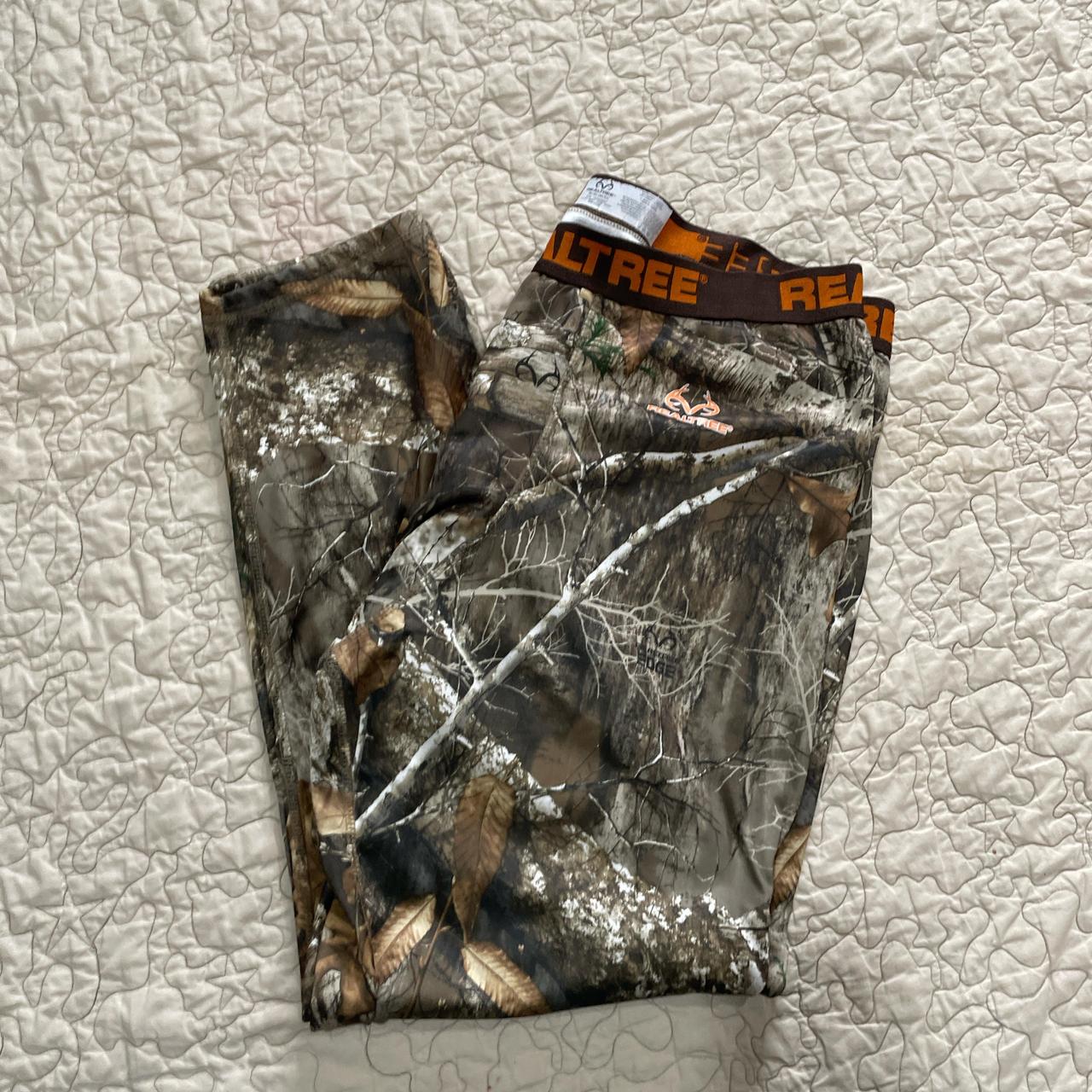 Realtree camo thermal pants xl Bealieve they are for... - Depop