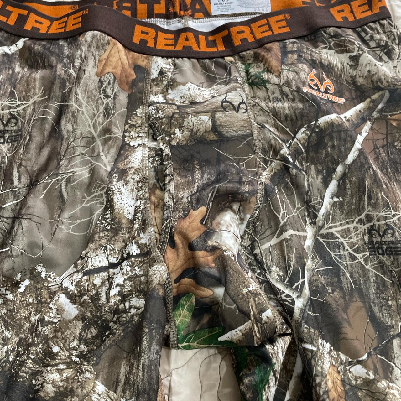 Realtree camo thermal pants xl Bealieve they are for... - Depop