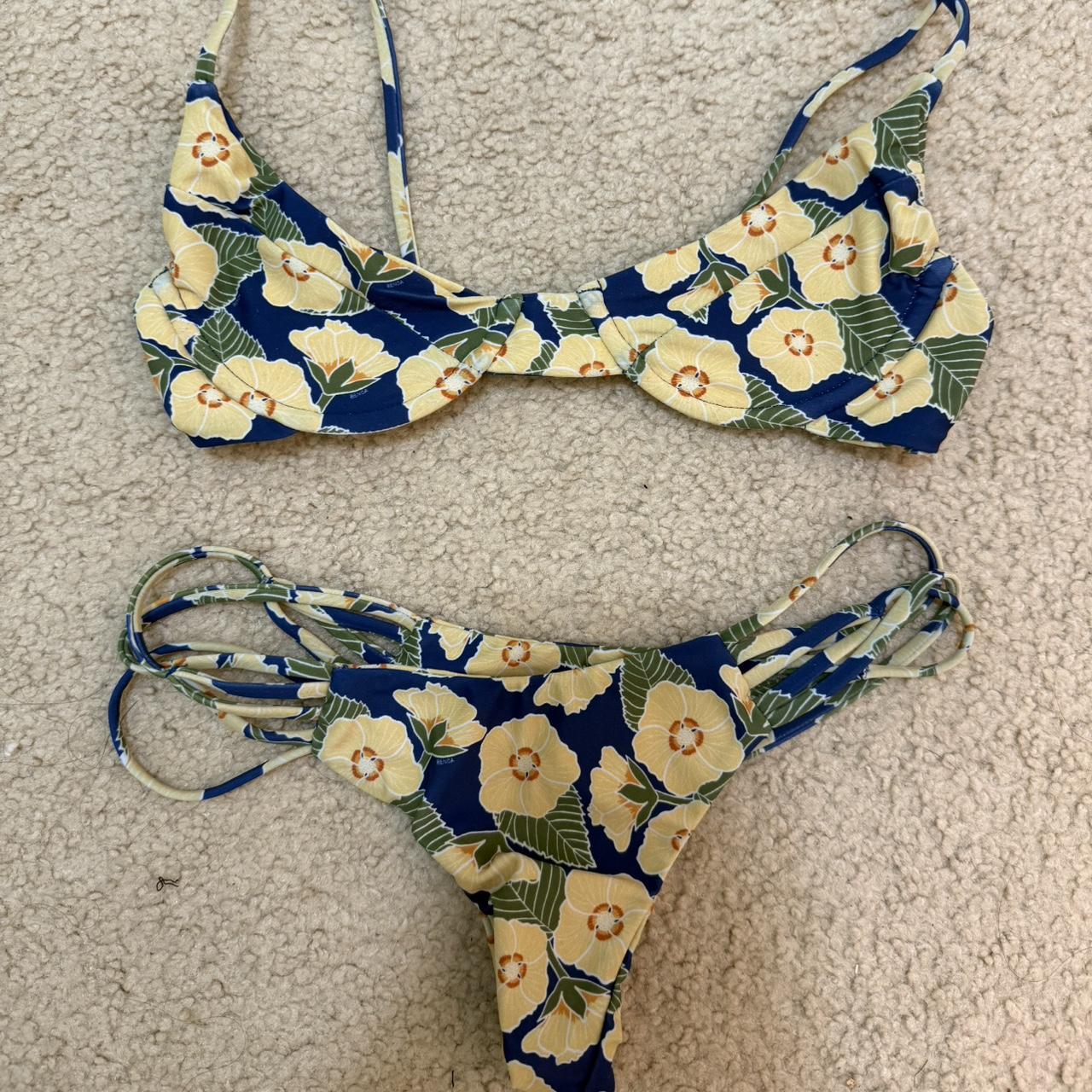 Ilima Benoa Set - size s both top & bottoms / only... | Depop