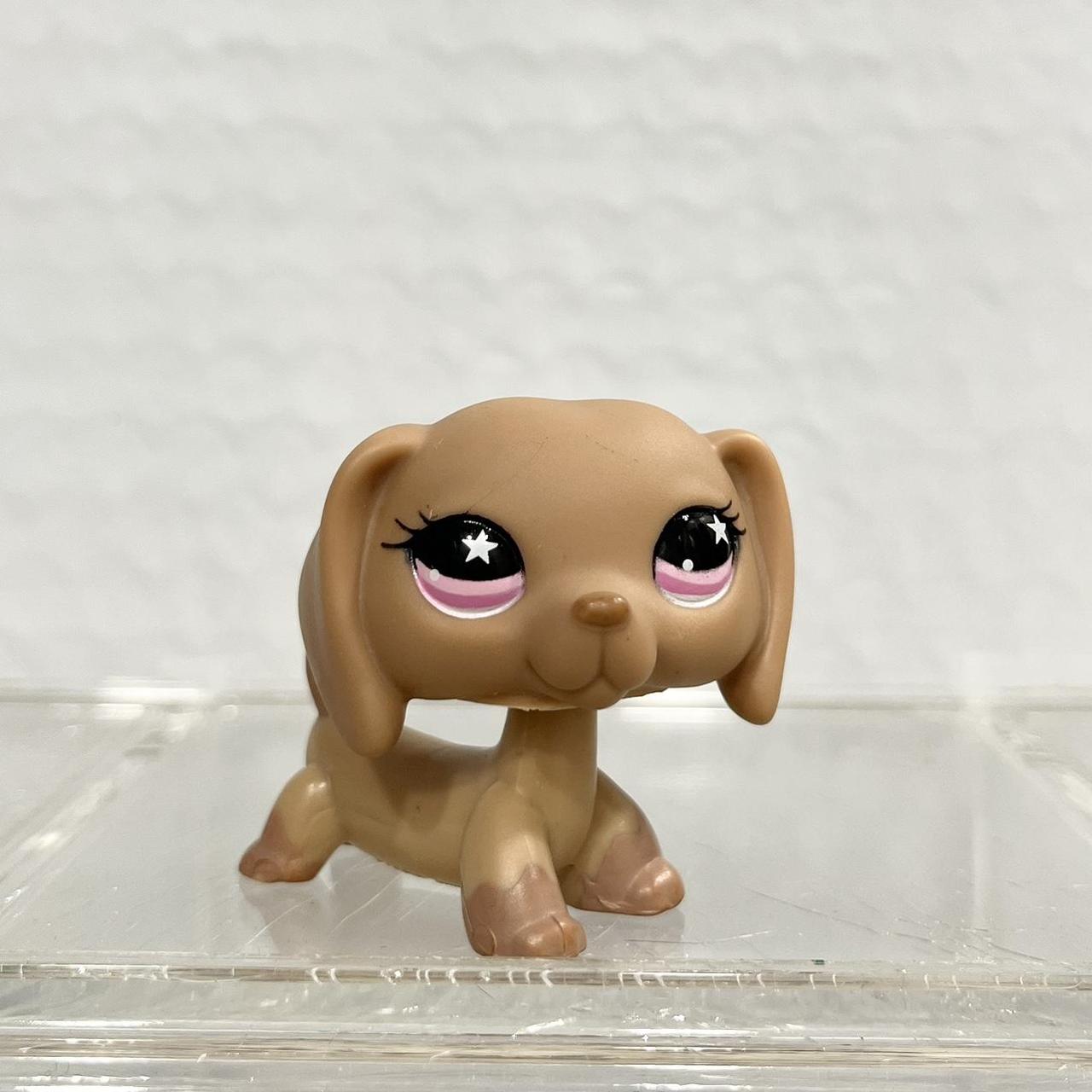LPS #932 RARE Authentic Tan Pink Eyed “Sassiest”... - Depop