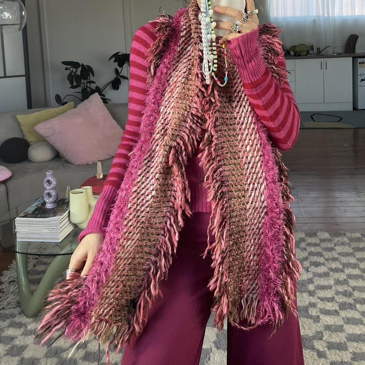 Pink textured knit scarf with tassels - Depop