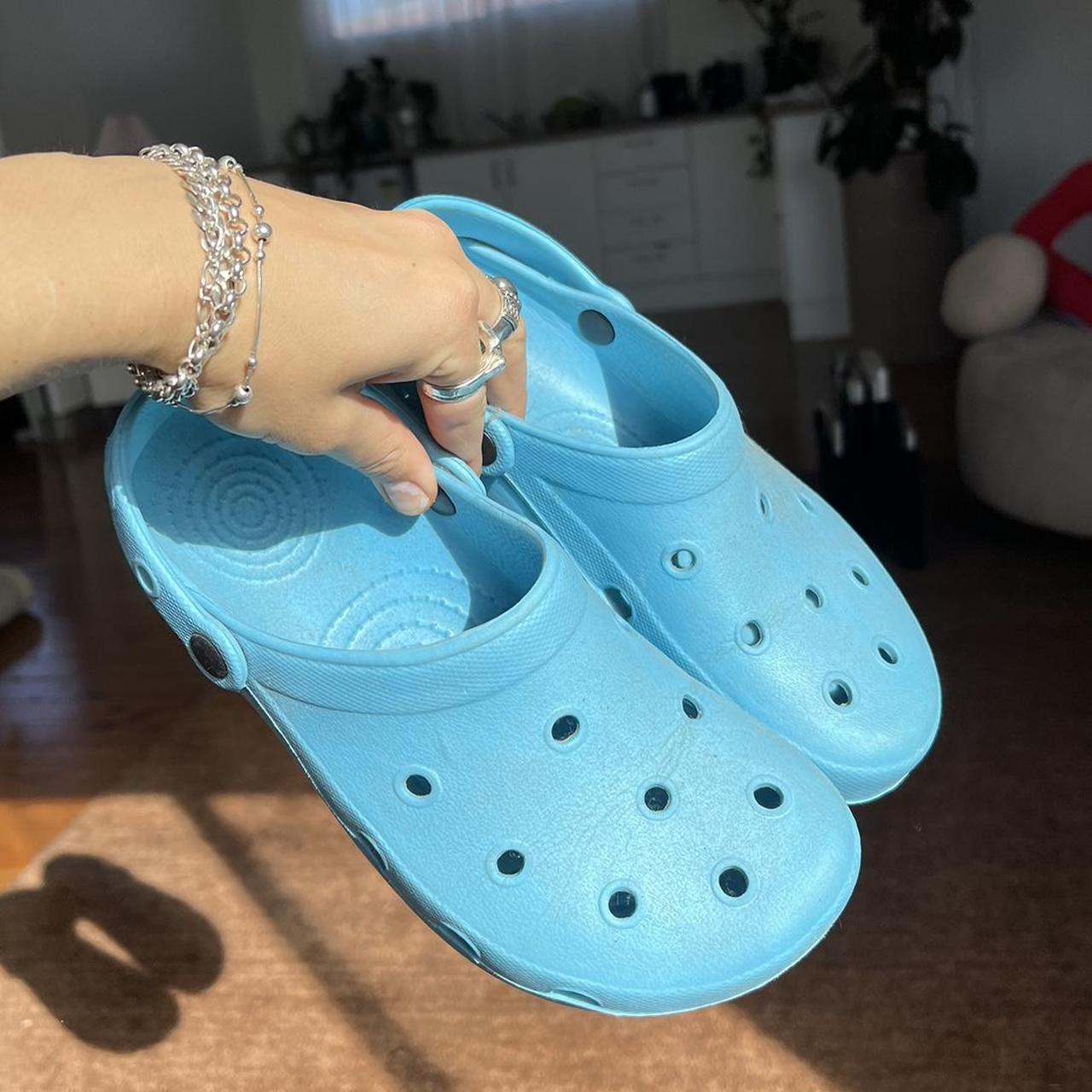 Bright blue rubber slides Size 39 - Depop