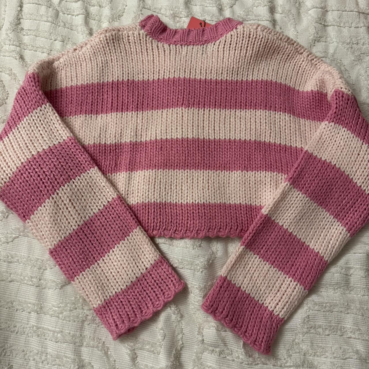 Edikted two toned cropped sweater - Depop