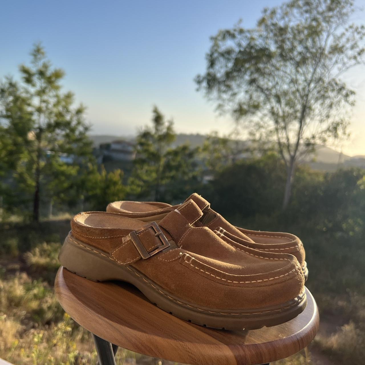 Vintage bass leather clogs that’ll last you a... - Depop