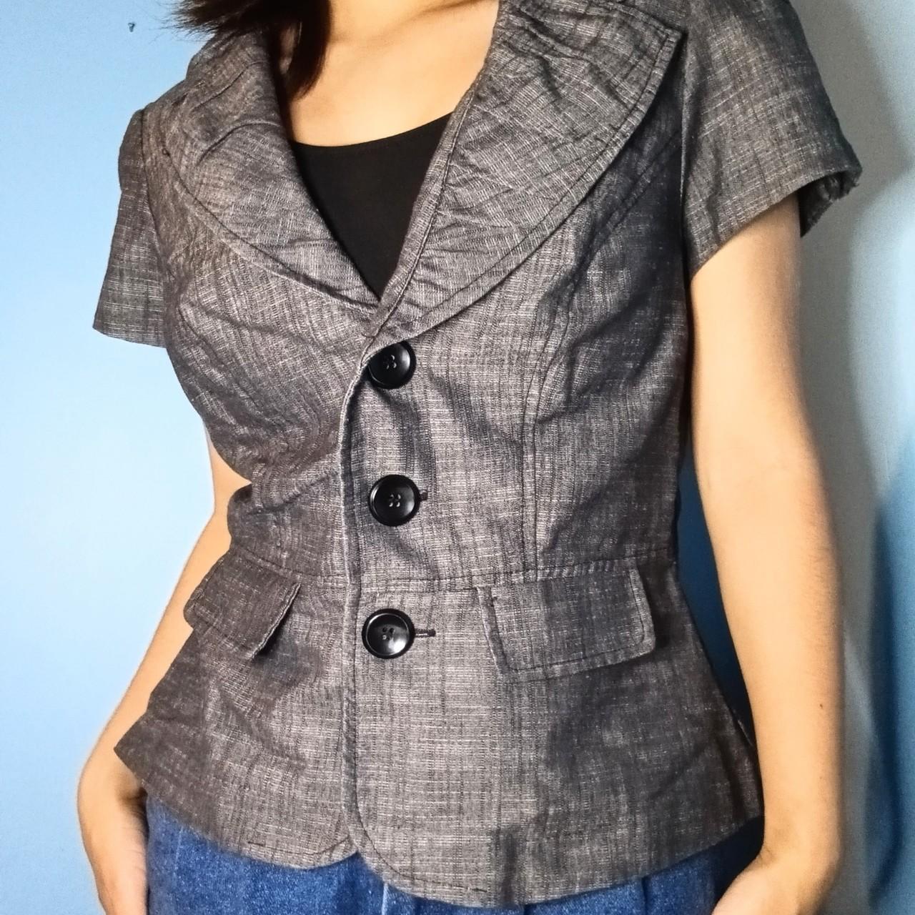 ☆ﾟ⁠.⁠*⁠･⁠｡ﾟMy Michelle short sleeve blazer... - Depop