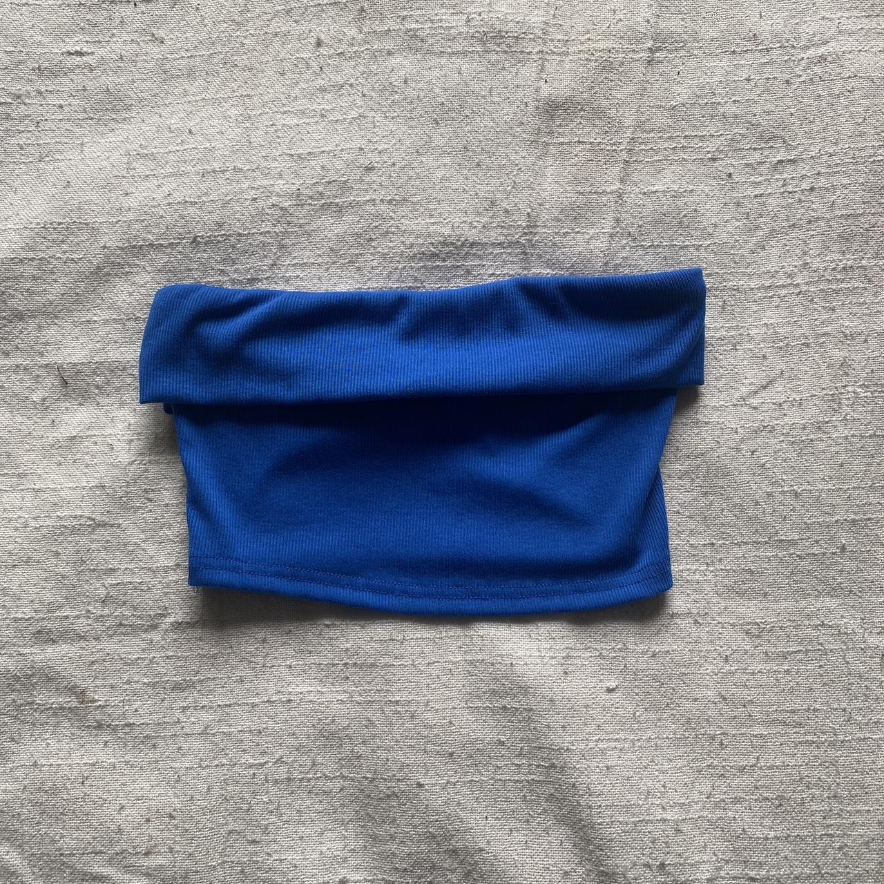Plain blue fold over tube top Has rubber on the... - Depop