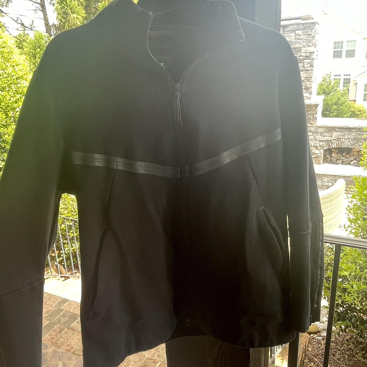 Women’s Nike tech zip up Worn once - Depop